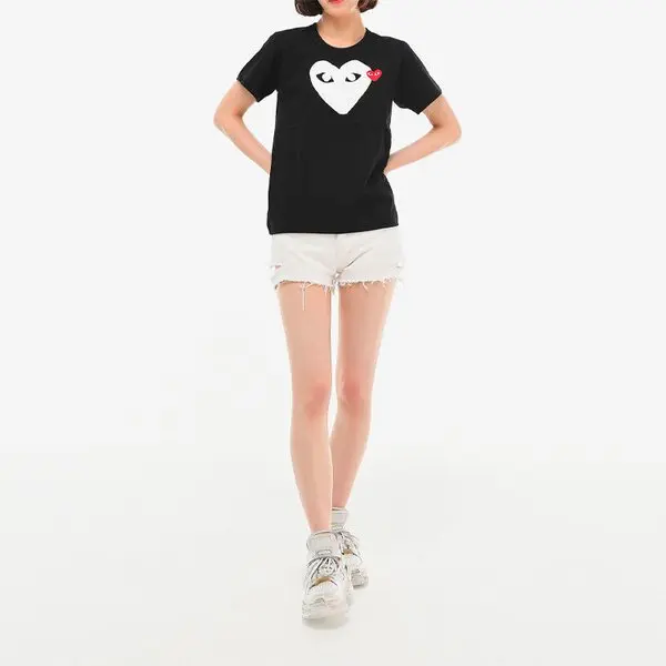 Play Comme Des Garcon Emblem Heart T-shirt - Black