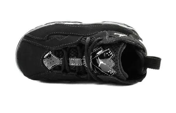 JORDAN Air 7 True Flight Sneakers