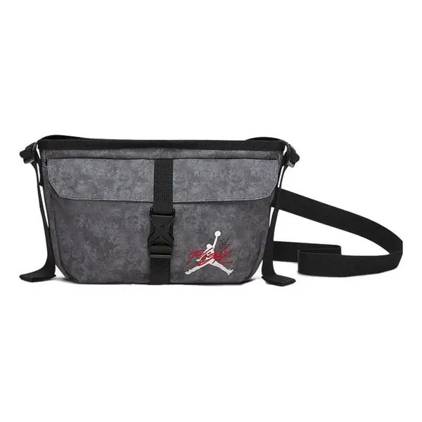 JORDAN Air Large Capacity Messenger Bag - Black