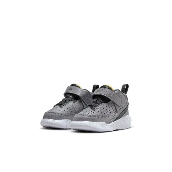 JORDAN Max Aura 5 Sneakers - Gray/black