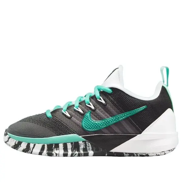 Nike Sabrina 3 Sneakers