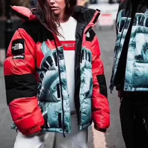 Supreme X The North Face Statue Of Liberty Mountain Jacket - Red