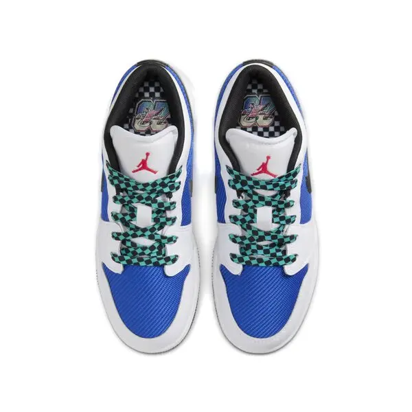 JORDAN 1 Low Se Sneakers