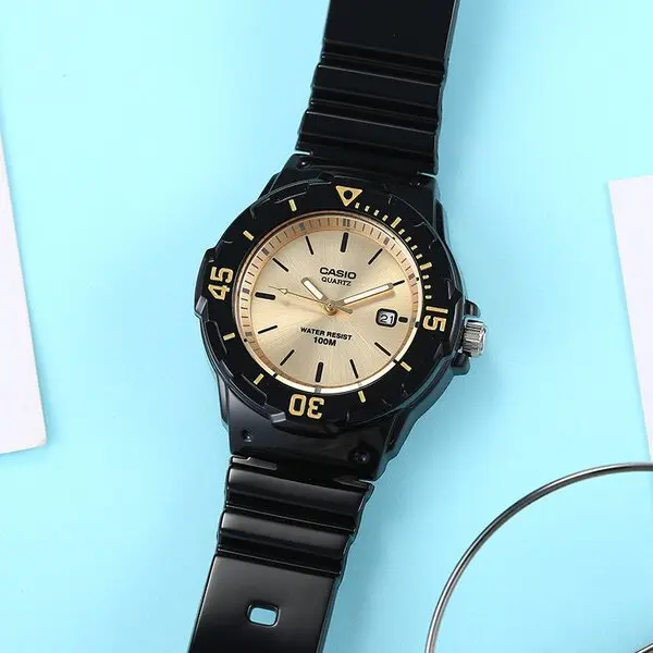 Casio Quartz Water Resistant Sports Analog Watch - Gold
