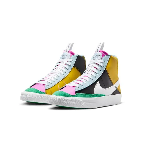 Nike Blazer Mid High Top Sneakers