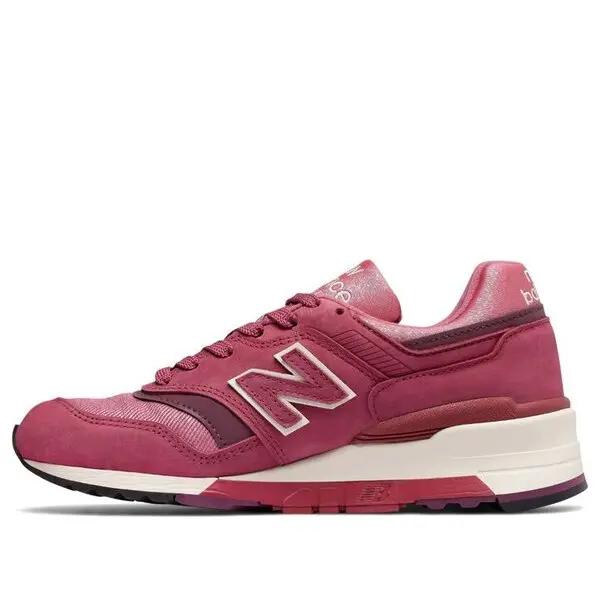 NEW BALANCE 997 Made In Usa Sneakers - Red
