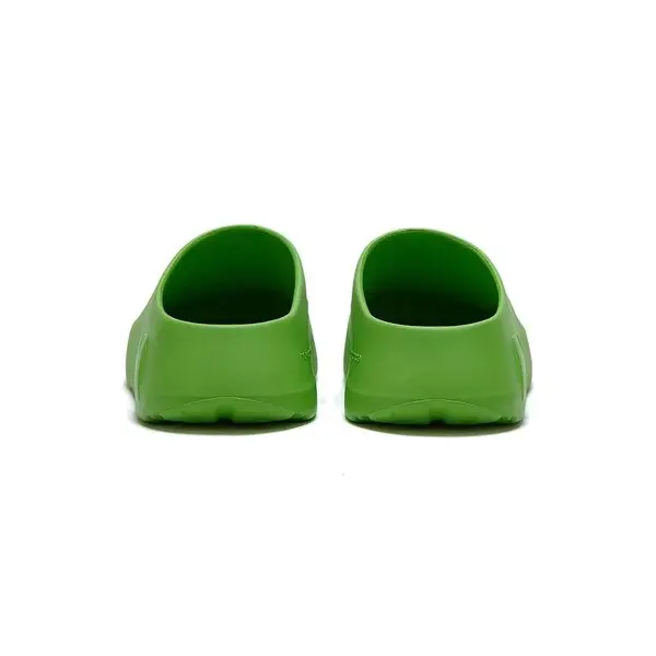 NEW BALANCE Clogs - Green
