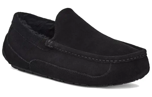 UGG Ascot Slipper - Black