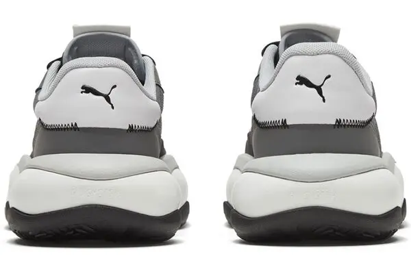 PUMA Alteration T Sneakers