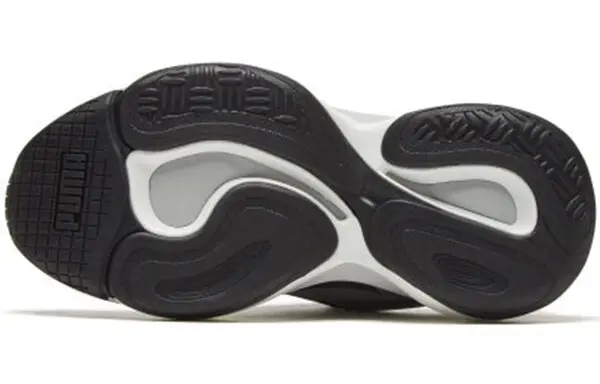 PUMA Alteration T Sneakers