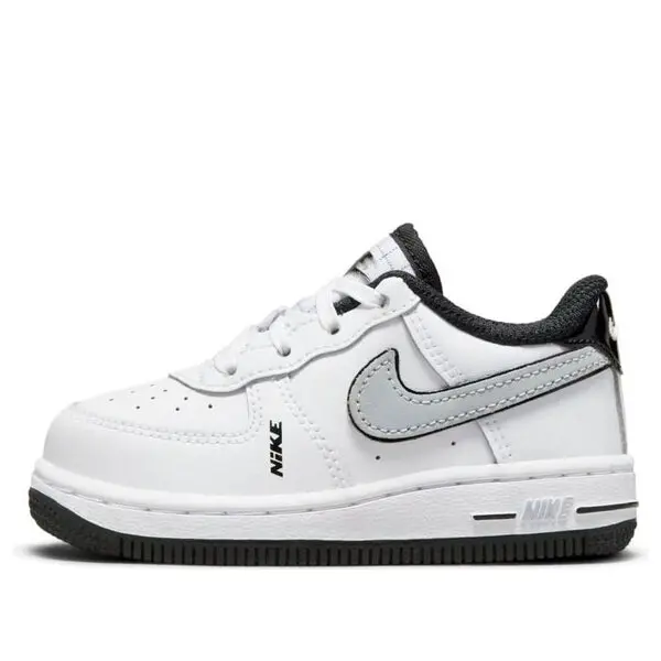 Nike Force 1 Lv8 Sneakers