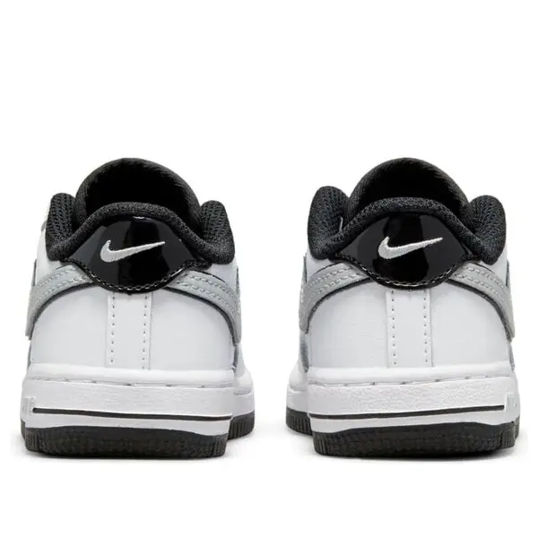 Nike Force 1 Lv8 Sneakers