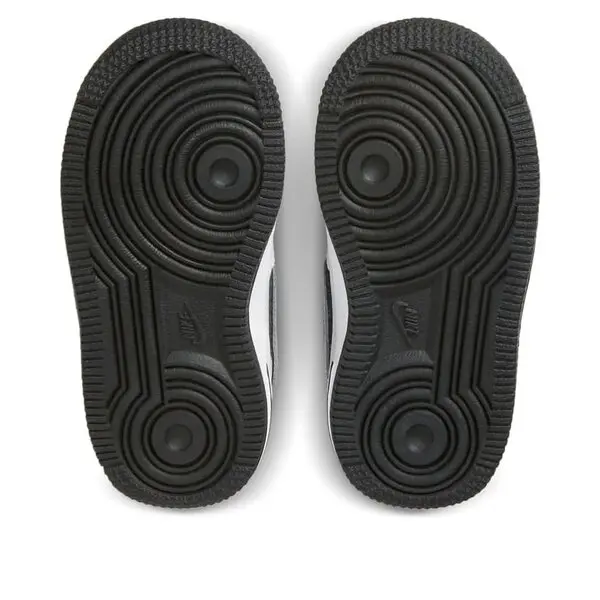 Nike Force 1 Lv8 Sneakers