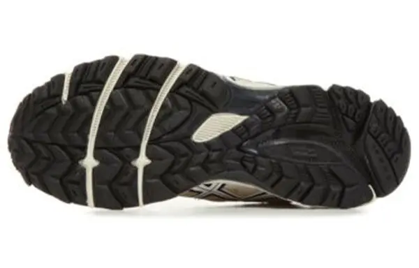 Asics Gel-kahana 8 Athletic Sneakers - Khaki