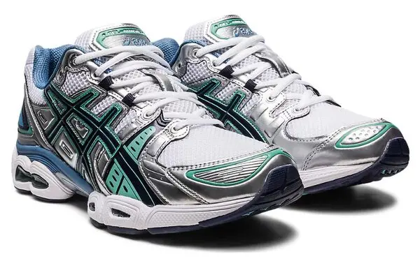 Asics Gel-nimbus Low Top Sneakers - White/pure Silver