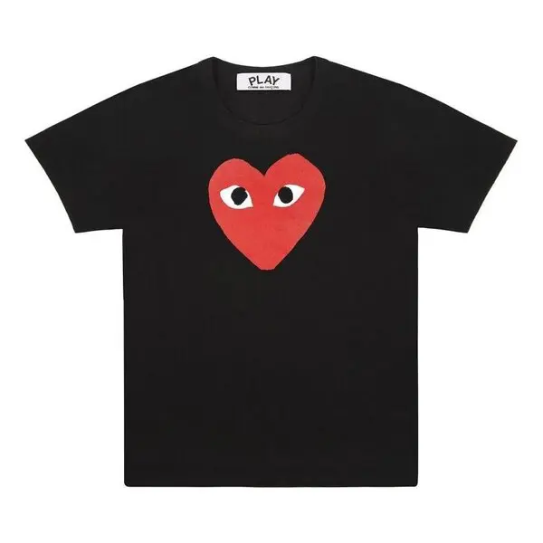 Play Comme Des Garcon T-shirt With Red Heart Applique - Black