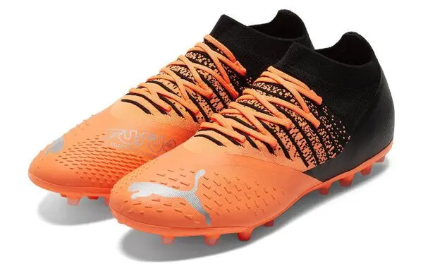 PUMA Future Z 3.3 Mg Low Top Soccer Cleats