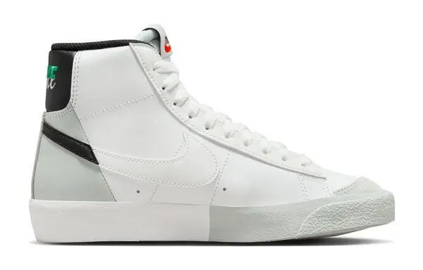 Nike Blazer Mid '77 Se "split" Sneakers - Summit White/black/light Silver