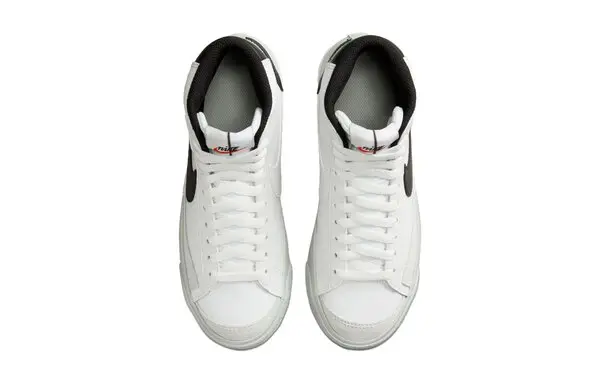 Nike Blazer Mid '77 Se "split" Sneakers - Summit White/black/light Silver
