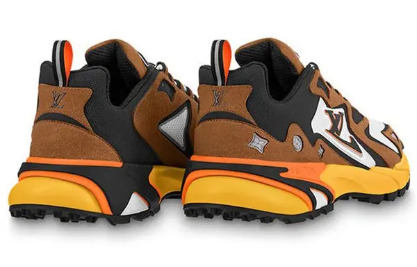 LOUIS VUITTON Runner Tatic Sneakers - Brown/black/white