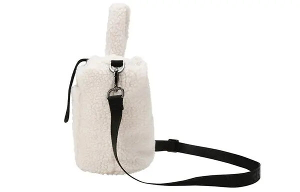 MLB New York Yankees Polar Fleece Bucket Bag