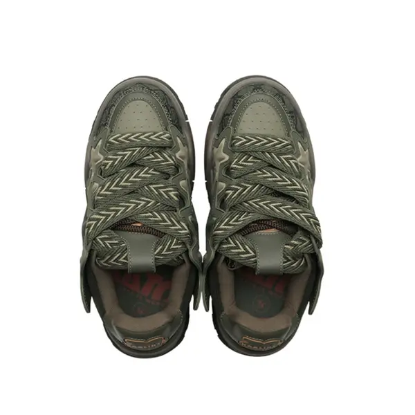 KAALIXTO Skateboarding Low Sneakers With Star Detailing