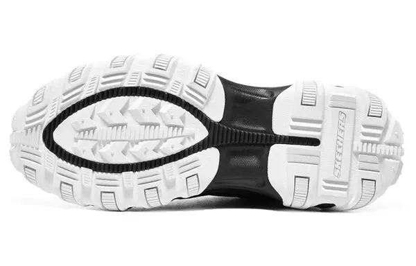 Sketchers Thurston Trail Sneakers