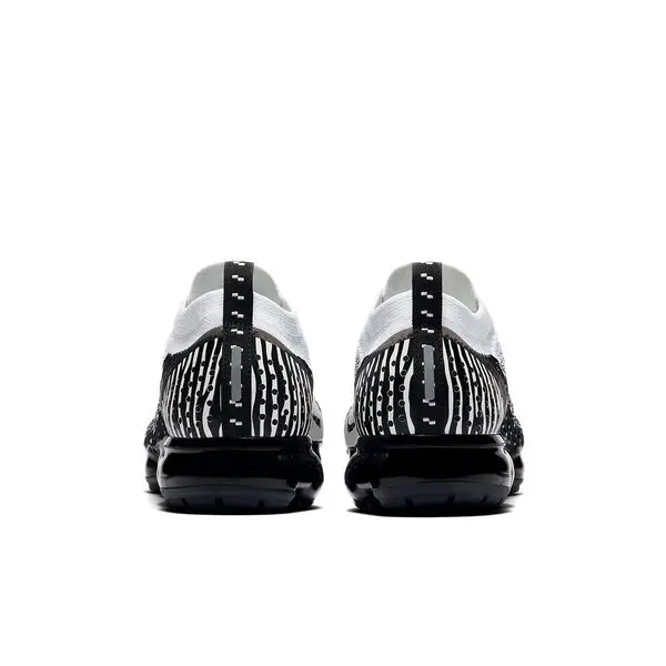 Nike Vapormax Flyknit 2 "zebra" Sneakers - Black/white