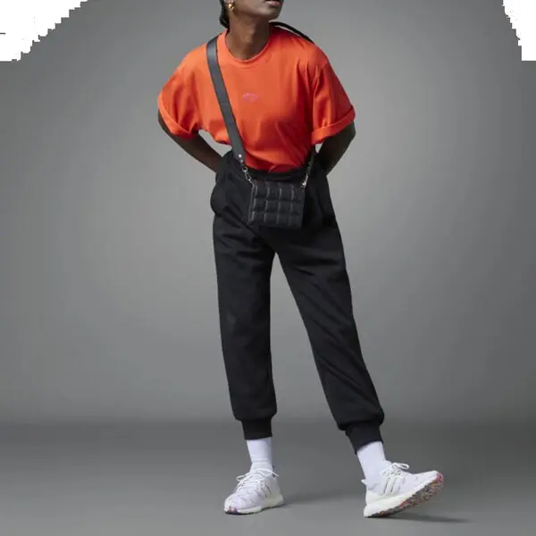 Adidas Valentine's Day T-shirt 'ornage