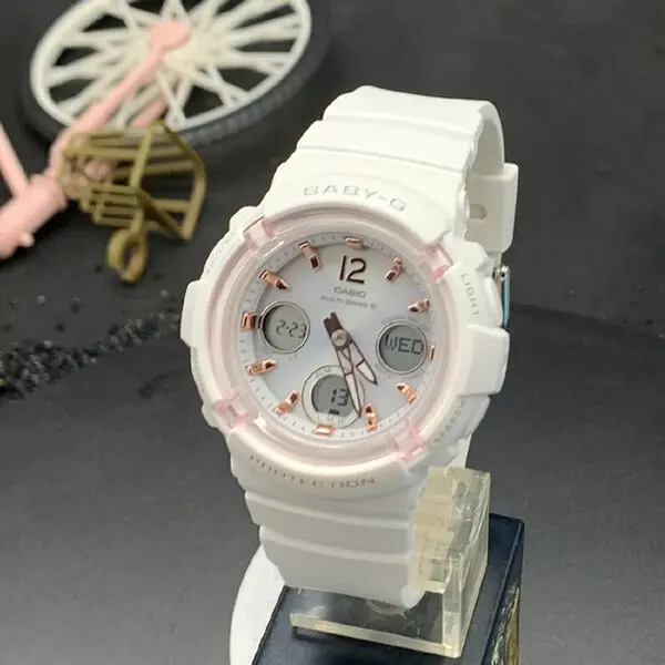 Casio Baby-g Bga-2800-7a Shockproof And Water Resistant Watch - White