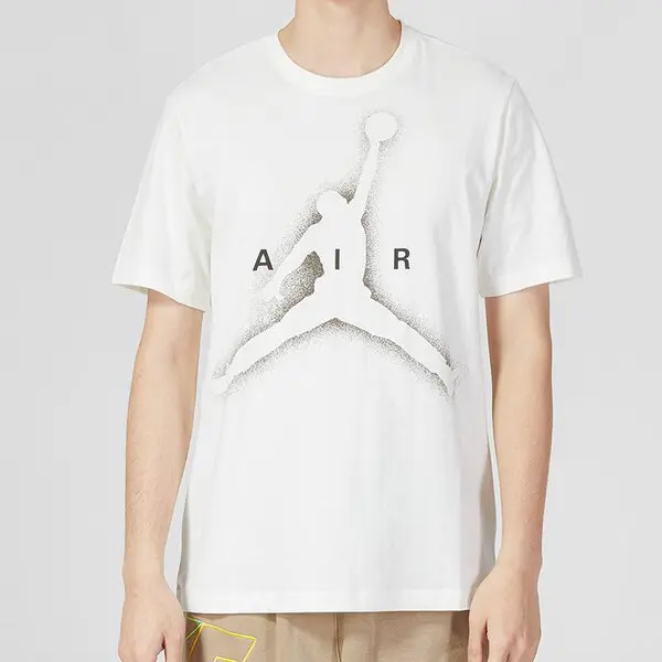 Nike As Essentials Graphic Ss Crew Tee - Default Colorway