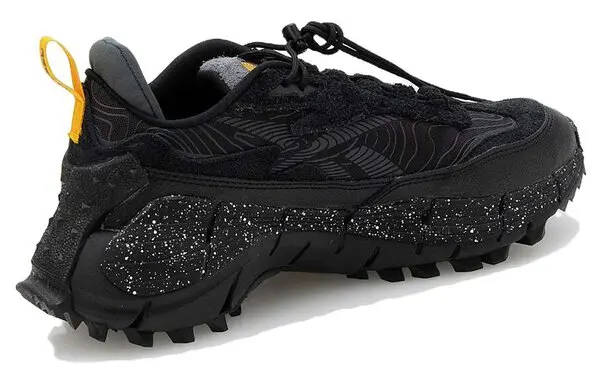 REEBOK Zig Kinetica 2.5 Edge Athletic Sneakers