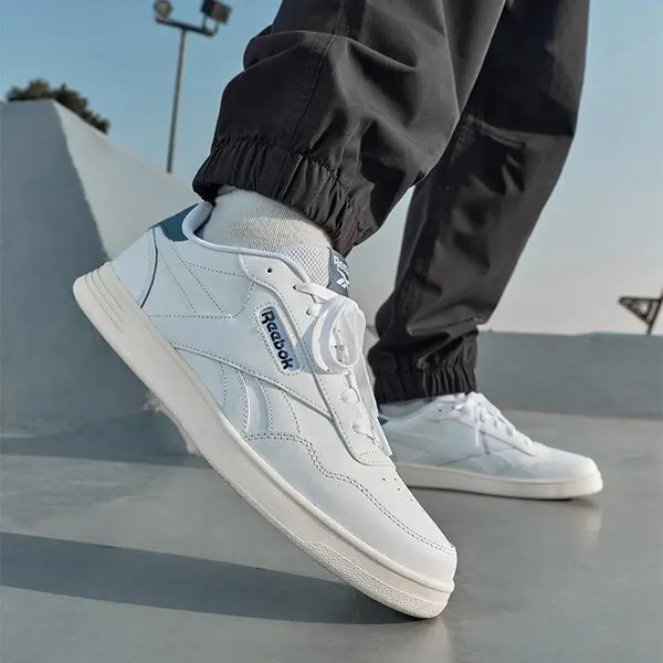 REEBOK Court Advance Sneakers - White/blue