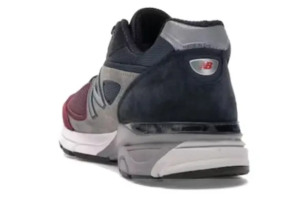 NEW BALANCE 990v4 "final Edition" Sneakers - Grey