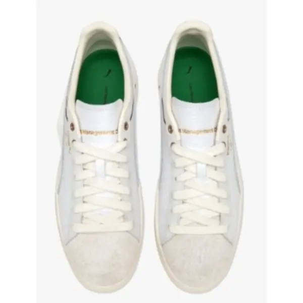 PUMA Clyde Sneakers
