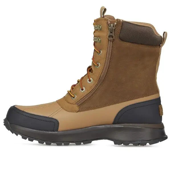 UGG Short Outdoor Boots - Brown