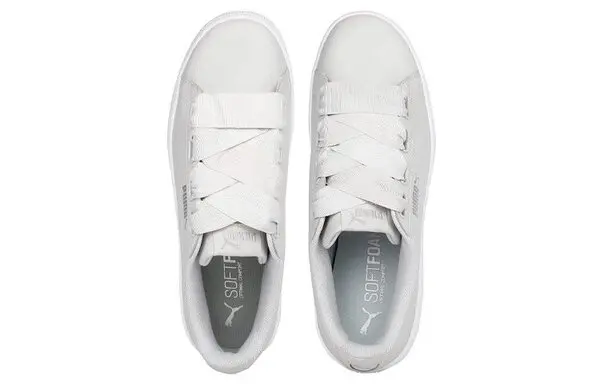 PUMA Vikky V2 Ribbon Core Low-top Sneakers