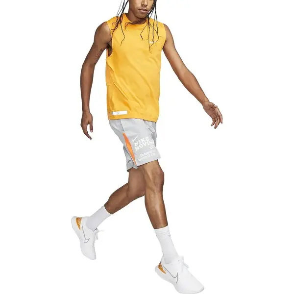 Nike Dri-fit Challenger 18cm Unlined Versatile Shorts