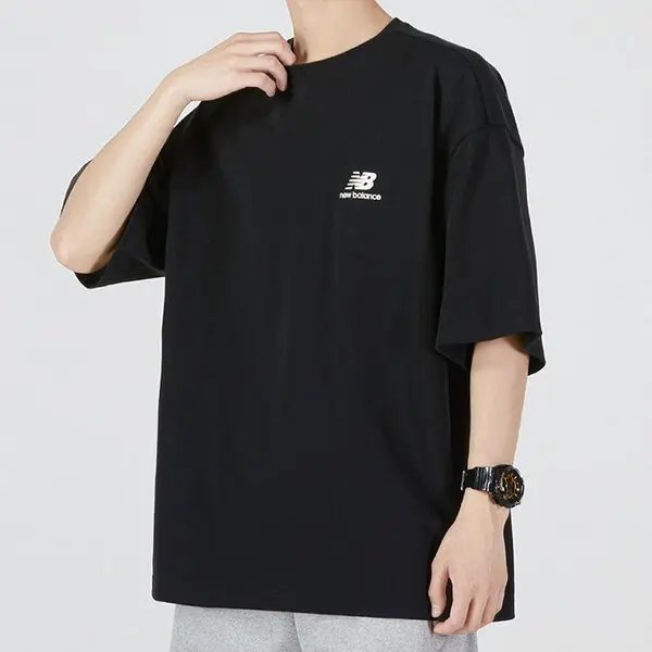 NEW BALANCE Logo T-shirt Asia Sizing