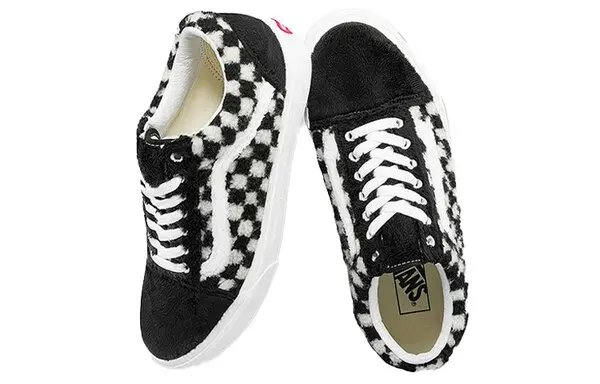 VANS Old Skool Sherpa Checkerboard Low Top Sneakers