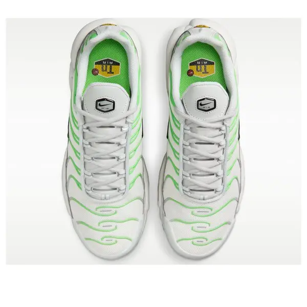 Nike Max Plus Sneakers - Photon Dust/summit White/green Strike