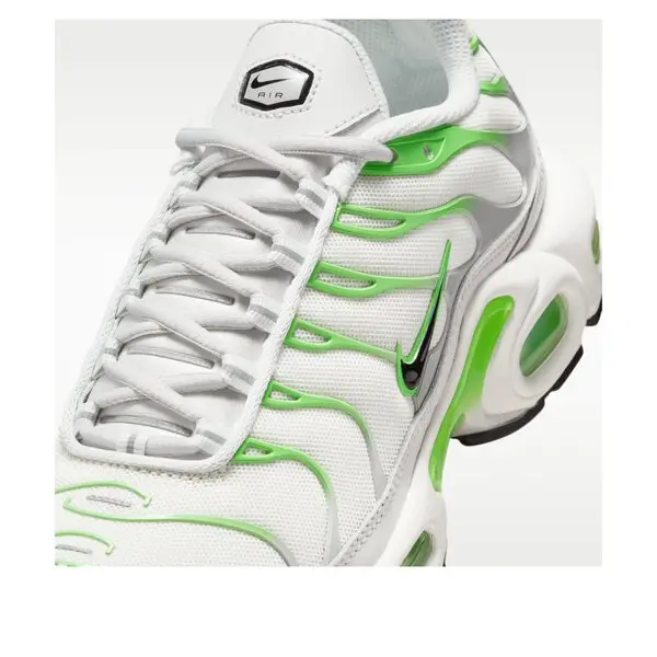 Nike Max Plus Sneakers - Photon Dust/summit White/green Strike