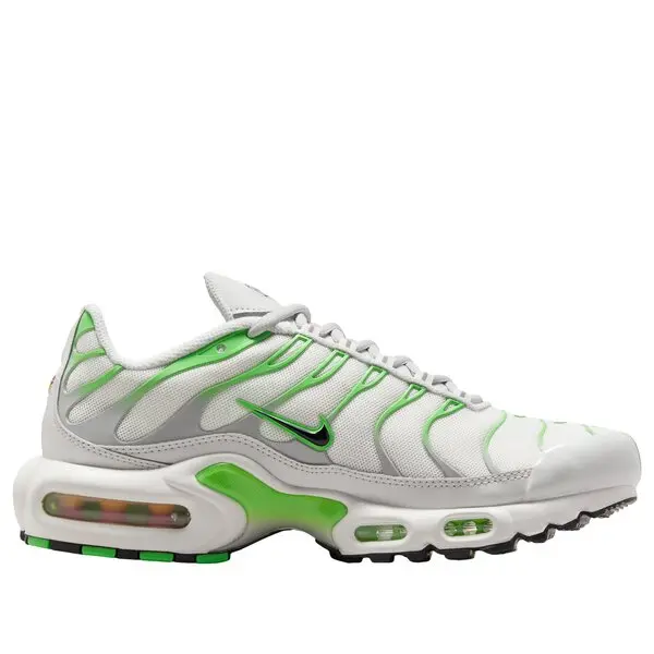 Nike Max Plus Sneakers - Photon Dust/summit White/green Strike