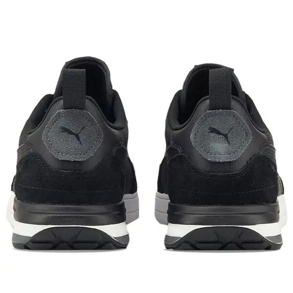 PUMA R22 Sneakers