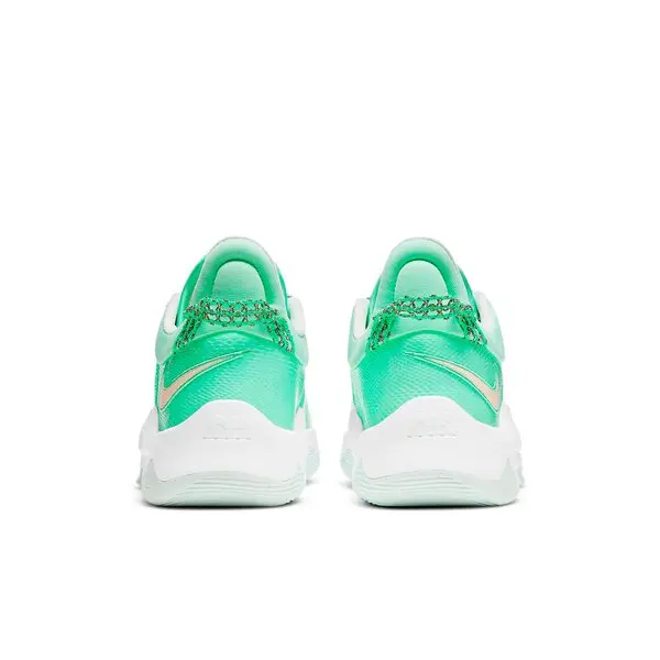 Nike Pg "play For The Future" Sneakers - Green/white