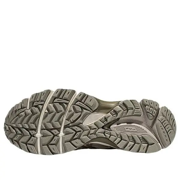 Asics Gel-kahana Ahar+ Athletic Sneakers - Cream/grey