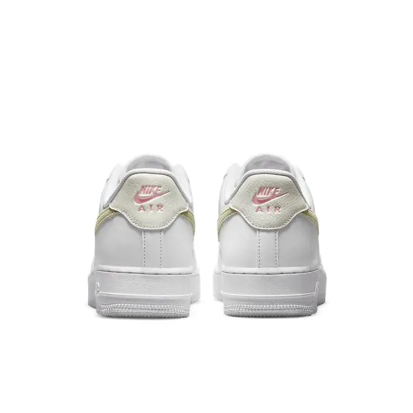 Nike Force 1 '07 Sneakers