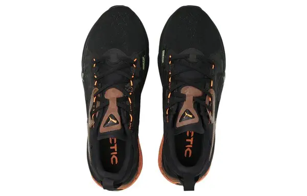 PUMA Xetic Halflife Lenticular Low Top Sneakers