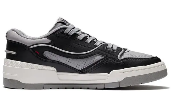 LI-NING 001 Btc Low Top Sneakers