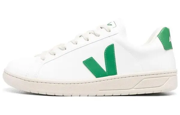 VEJA Urca Cwl Sneakers - White/emerald